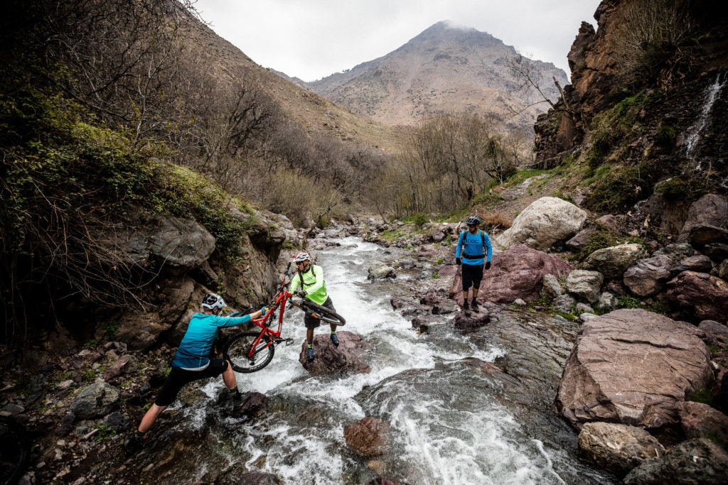 Eric Porter Rides Morroco